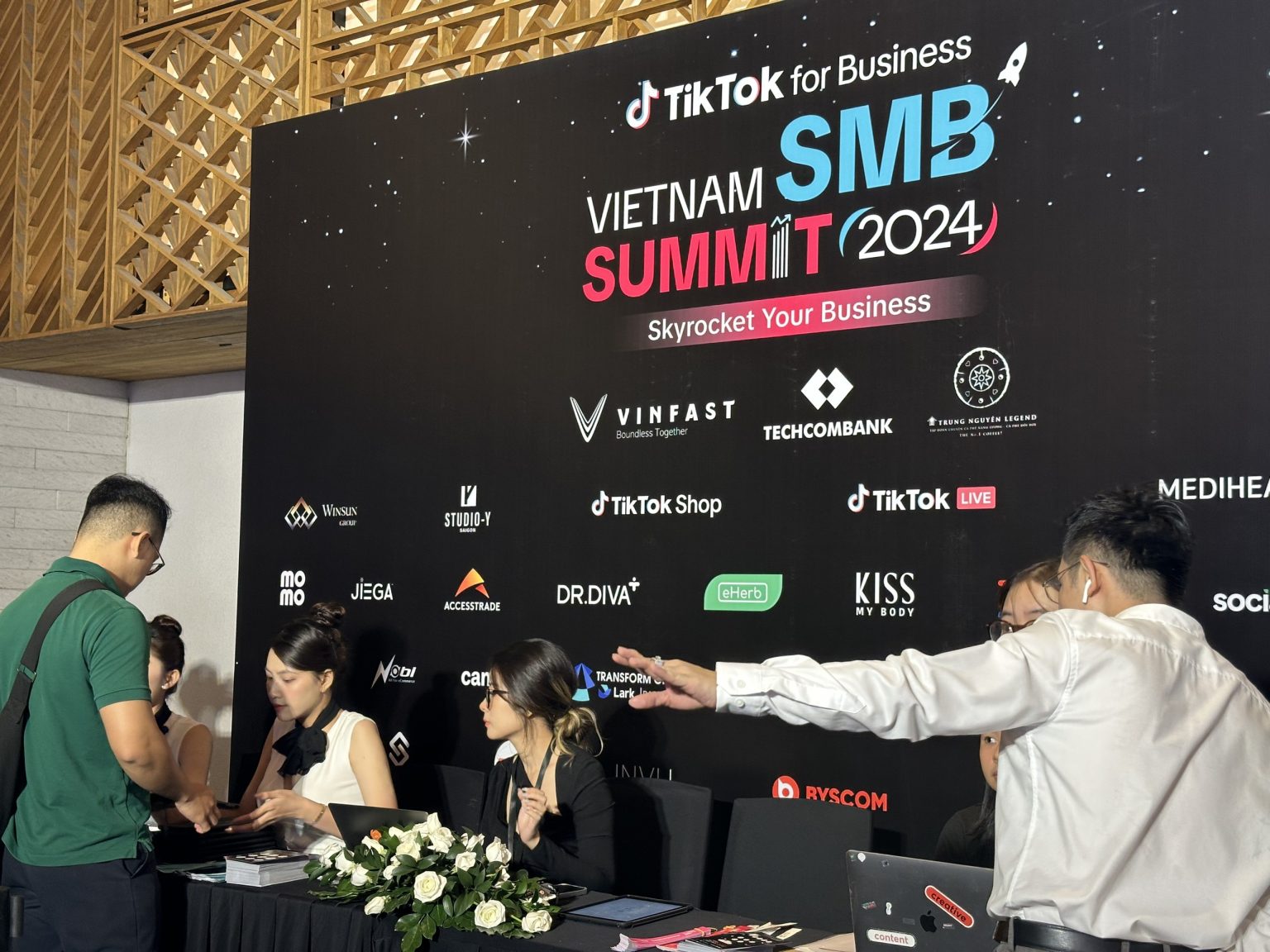 GMV TikTok là gì? Cách tăng GMV TikTok? - Winsun